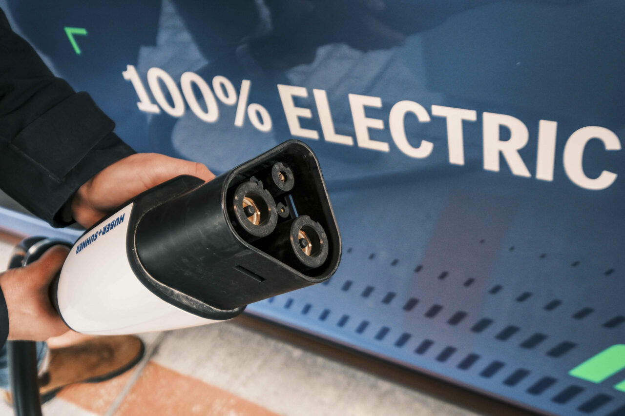 Charging the future of road transport - Milence