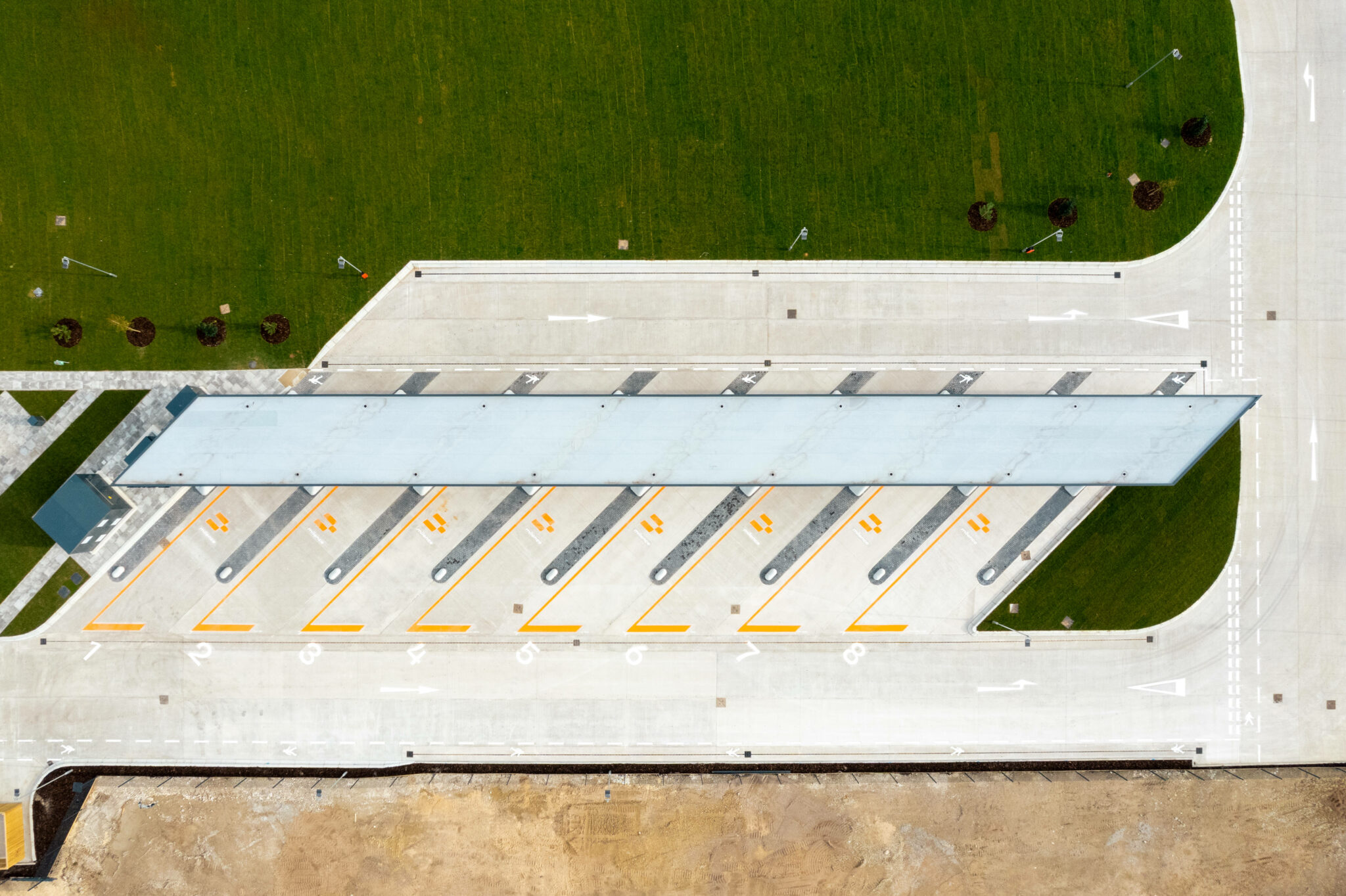 Powering the UK’s electric transport transition: Milence opens its ...